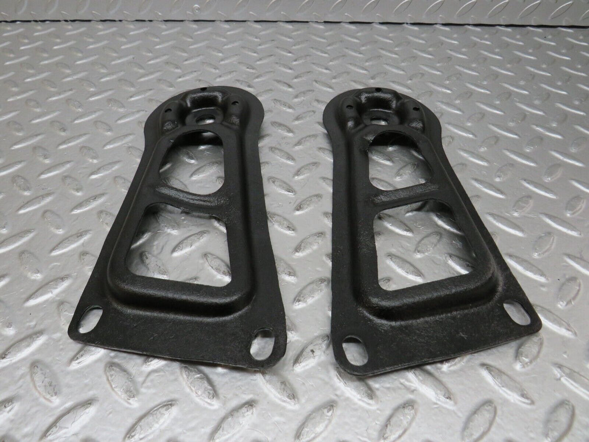 26849 Mercedes-Benz W123 240D Rear Suspension Axle Mounting Bracket ...